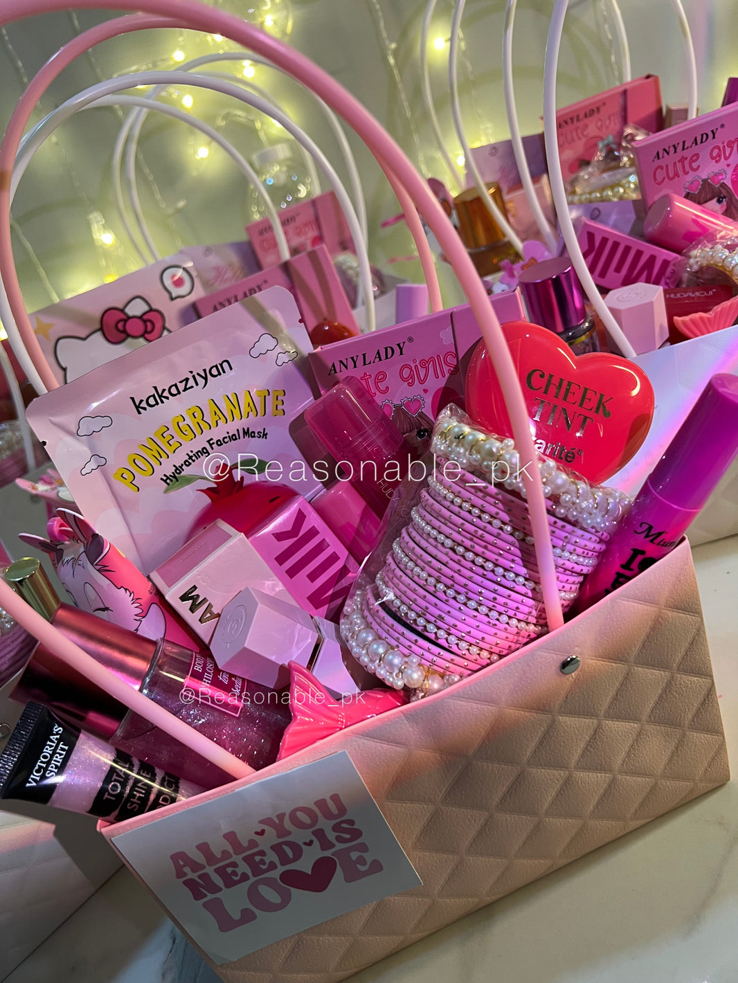 Eidi Boxes – REASONABLE_PK